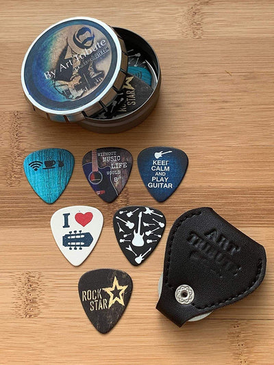 Cook Guitar Picks Set - 12 cool guitar picks - Art Tribute